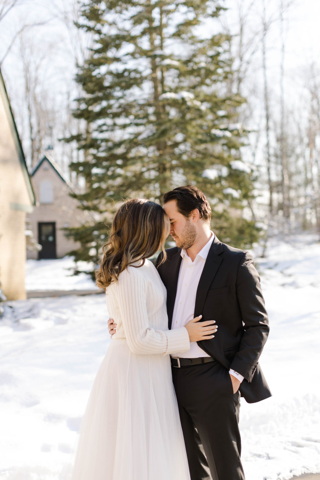 Engagement Session at Basil Place in Chardon OH - Cleveland Wedding ...
